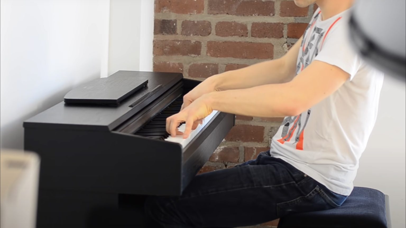 How To Play Piano - The Ultimate Guide for Beginners! - werdemusiker ...